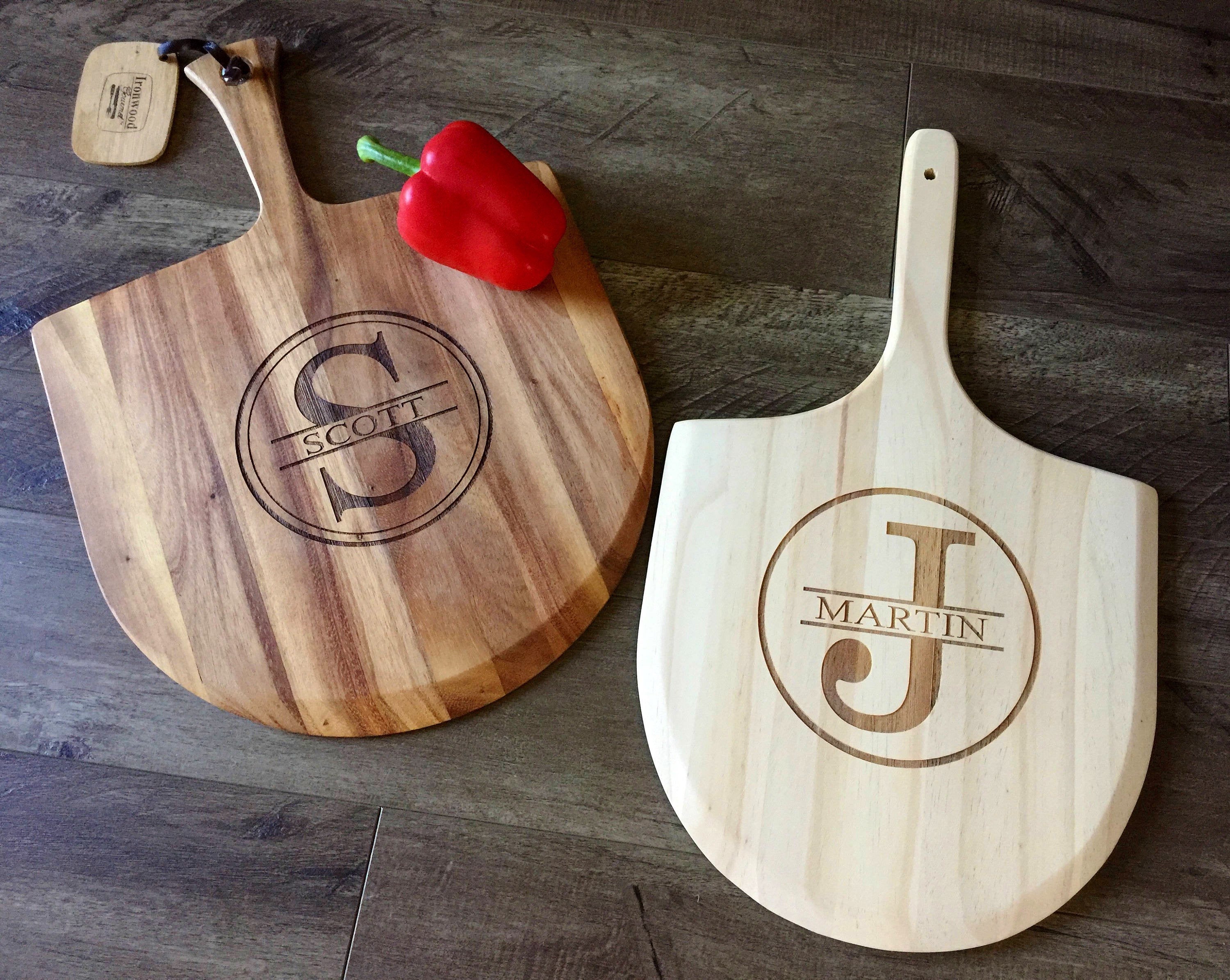 Custom Monogrammed Pizza Peel – NorthSota